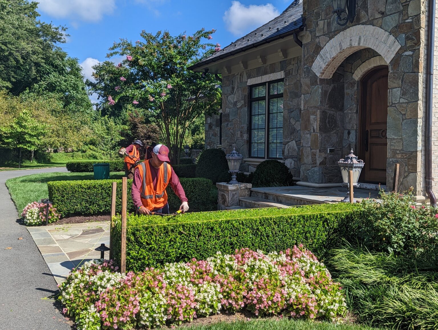 Full-Service Landscape Maintenance vs. Basic Lawn Care - Kane Landscape ...